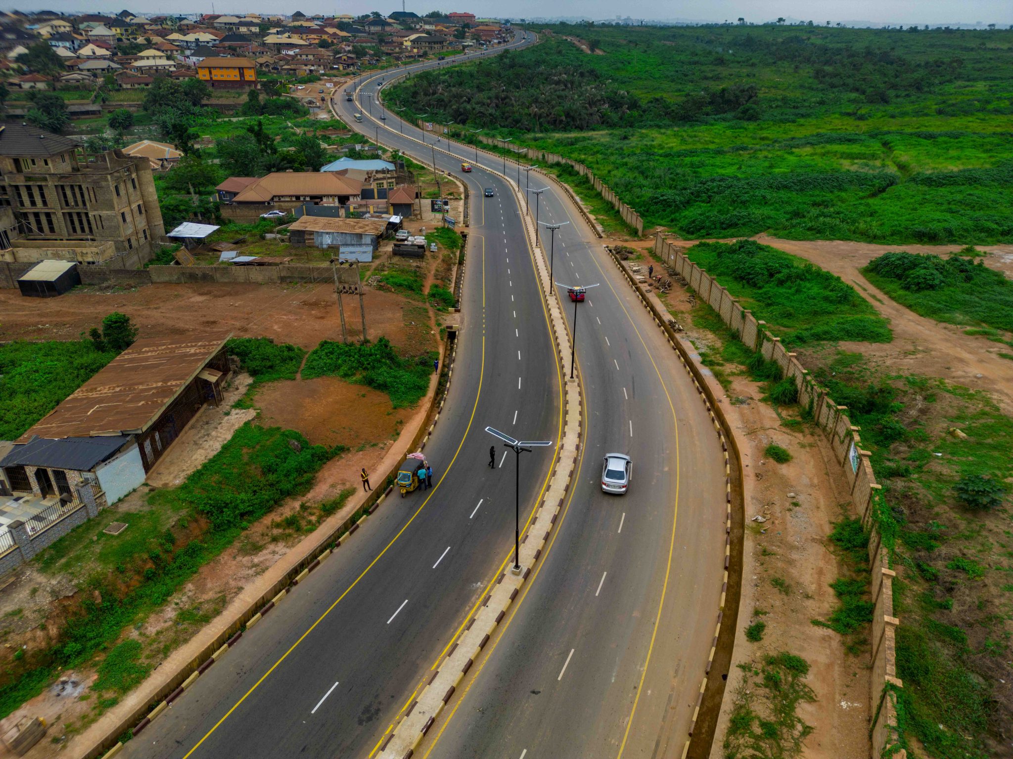 Dualisation of the 8.3 km Akobo-Ojurin-Olorunda Abaa Road is Completed ...